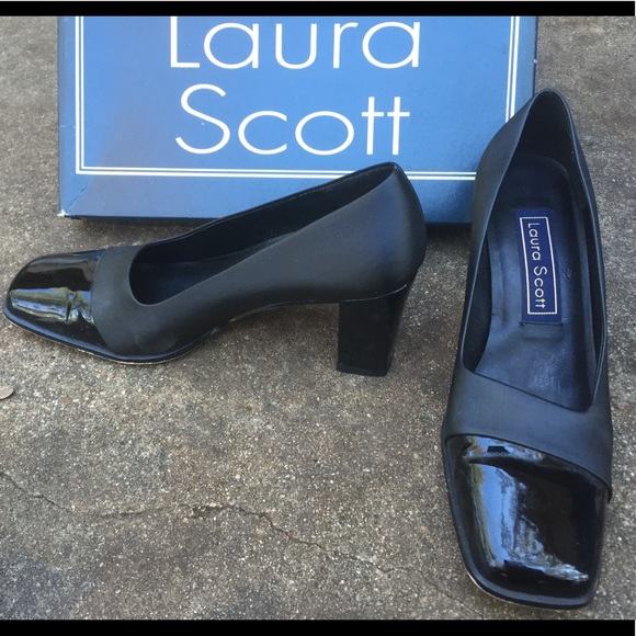 Laura Scott | Shoes | Laura Scott Lupe Black Pumps 65m | Poshmark